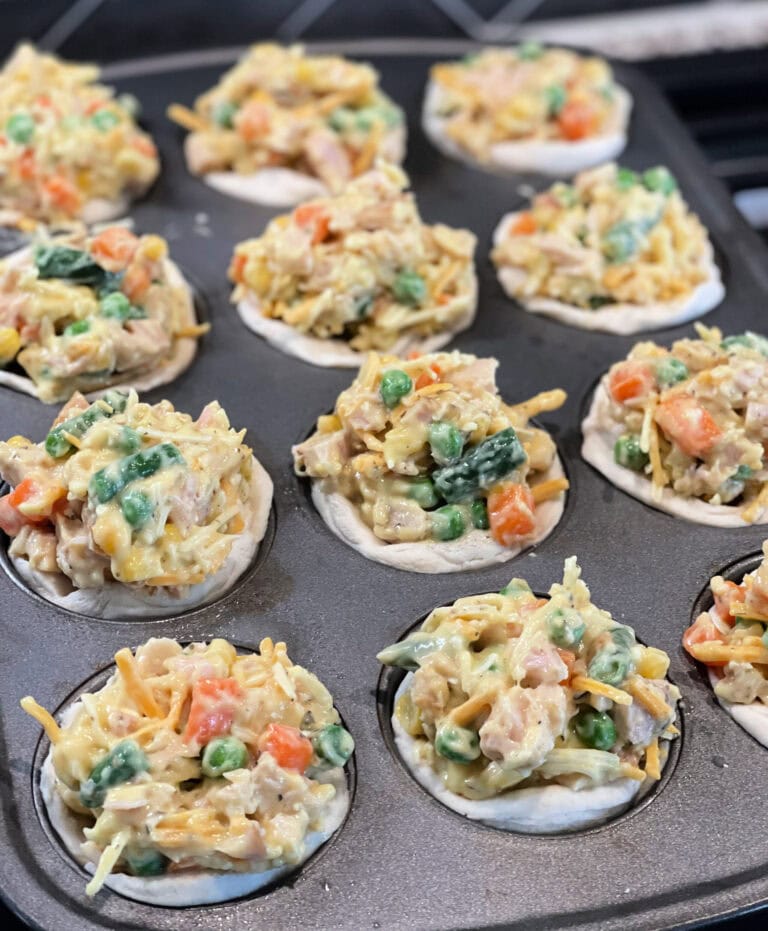 Chicken Pot Pie Muffins - The Cookin Chicks