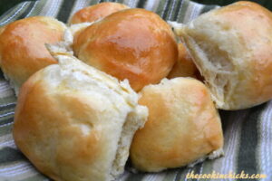 Buttery Bread Machine Rolls - The Cookin Chicks