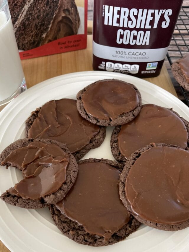 SHORTCUT TEXAS SHEET CAKE COOKIES - The Cookin Chicks