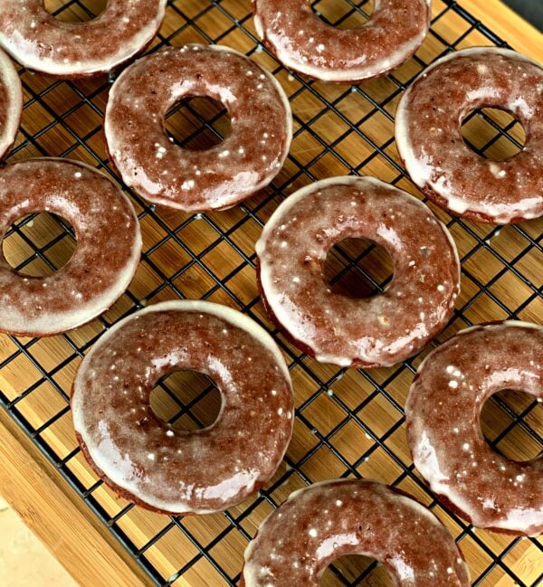 Copycat Starbucks Devil's Food Donuts - The Cookin Chicks