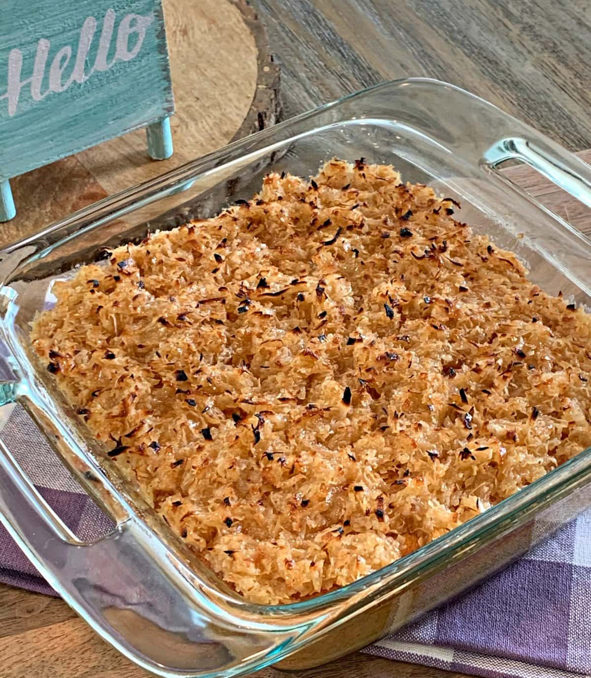 Lazy Day Cake - The Cookin Chicks