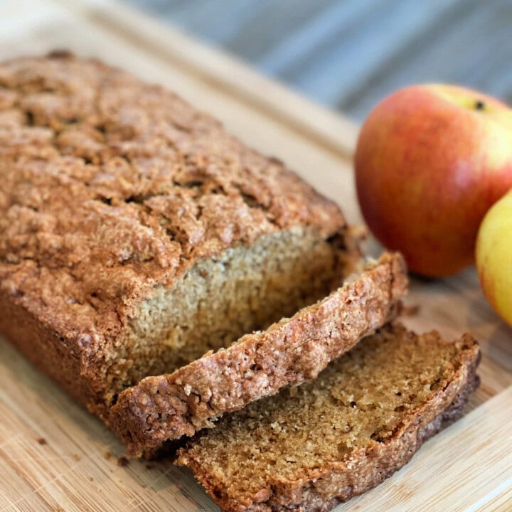 Apple Cinnamon Quick Bread - The Cookin Chicks