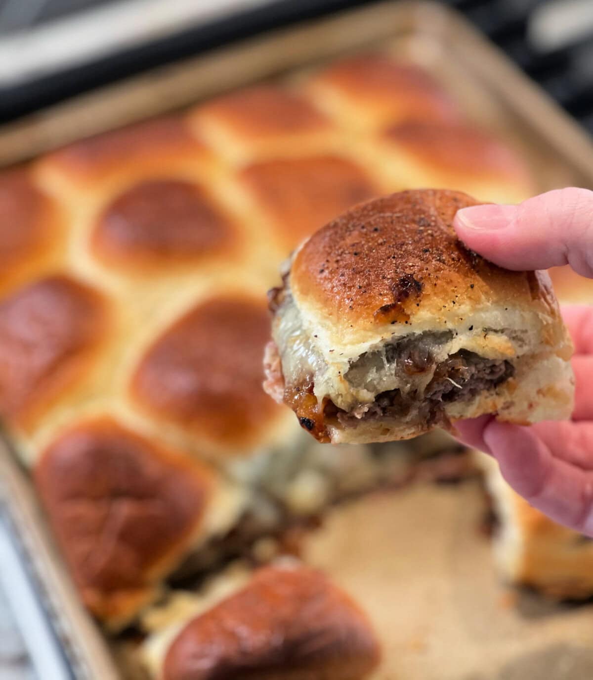 French Onion Beef Sliders - The Cookin Chicks