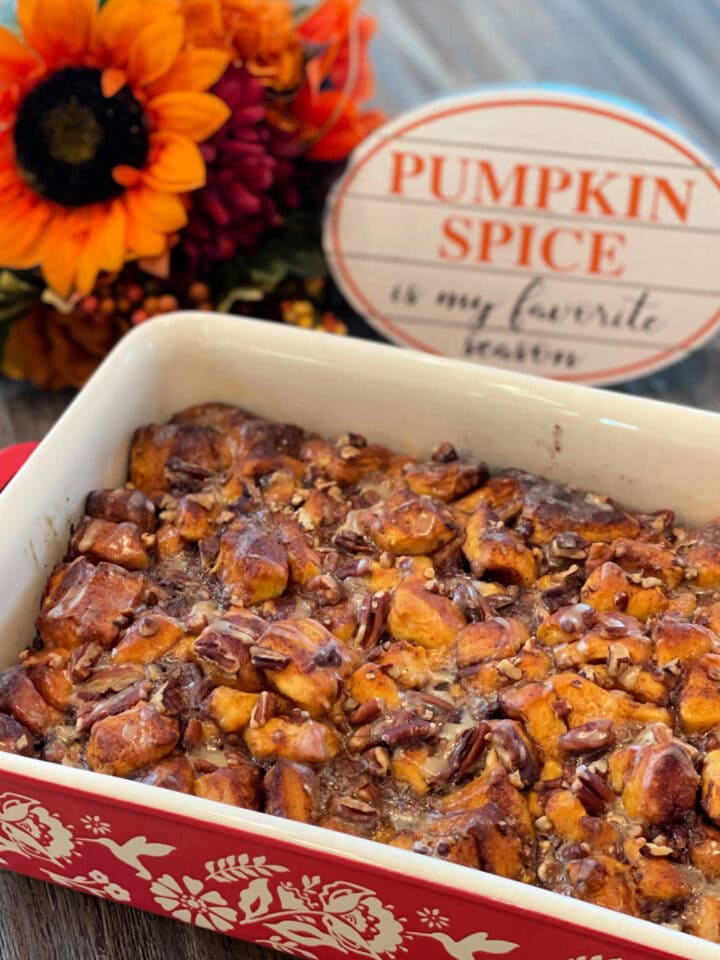 Chicken Pot Pie Bubble Up Casserole - The Cookin Chicks