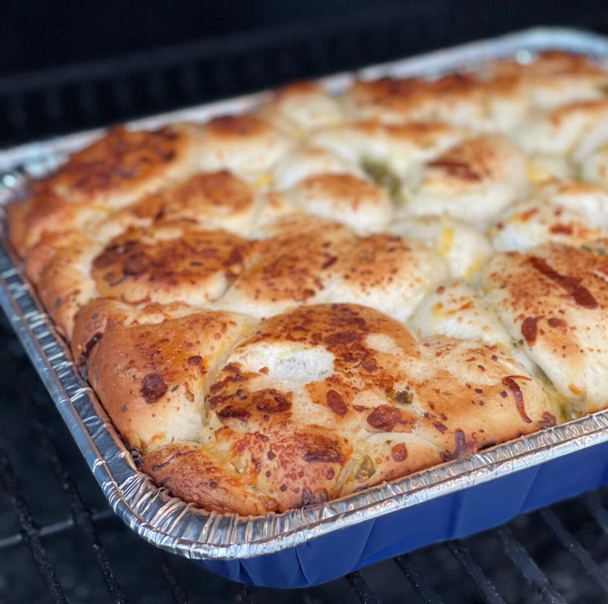 Smoked Cheesy Bread - The Cookin Chicks