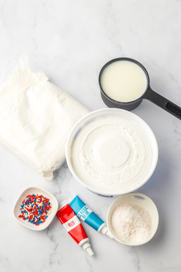 Red White and Blue Cake - The Cookin Chicks