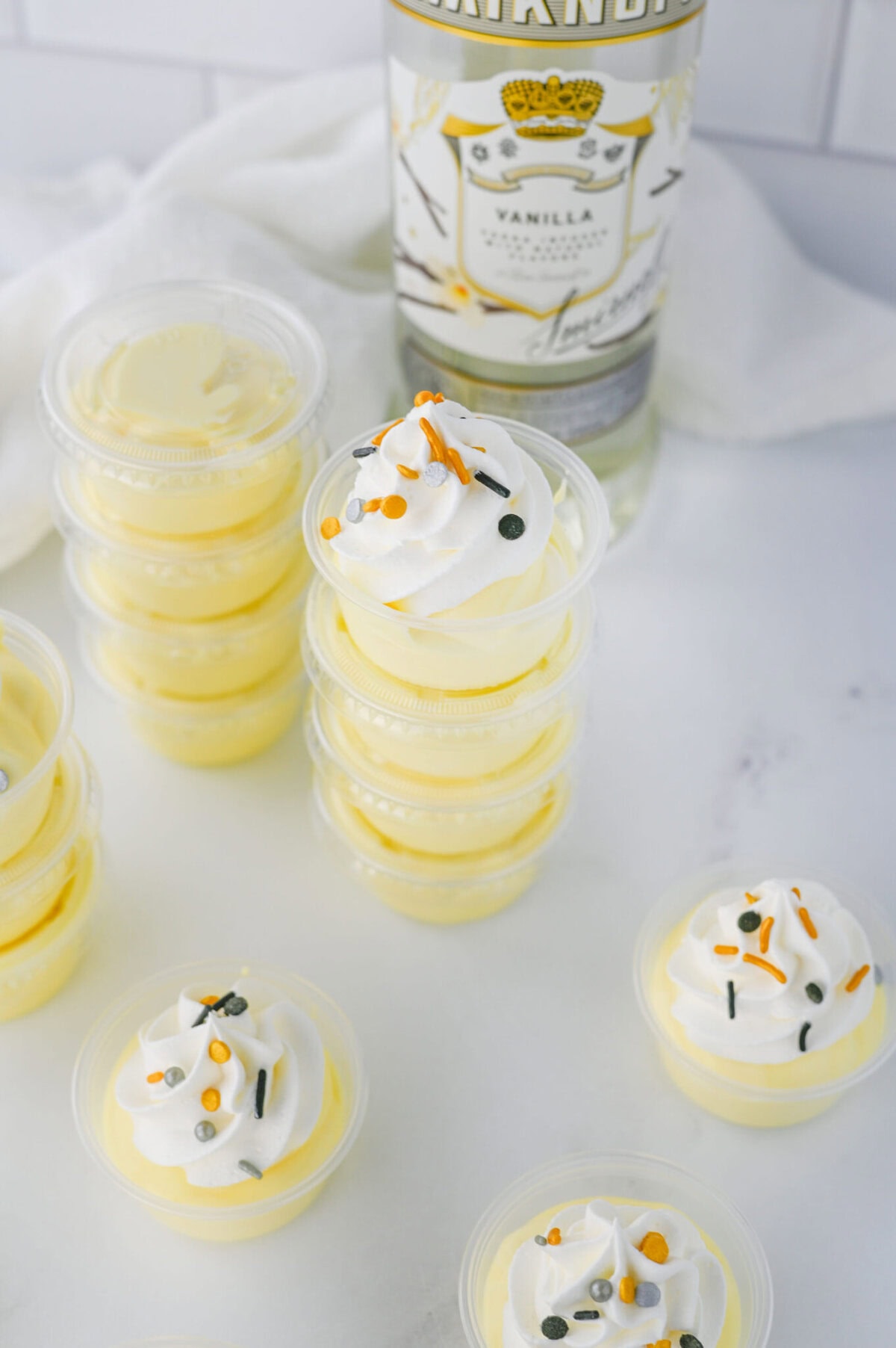 Vanilla Pudding Shots - The Cookin Chicks