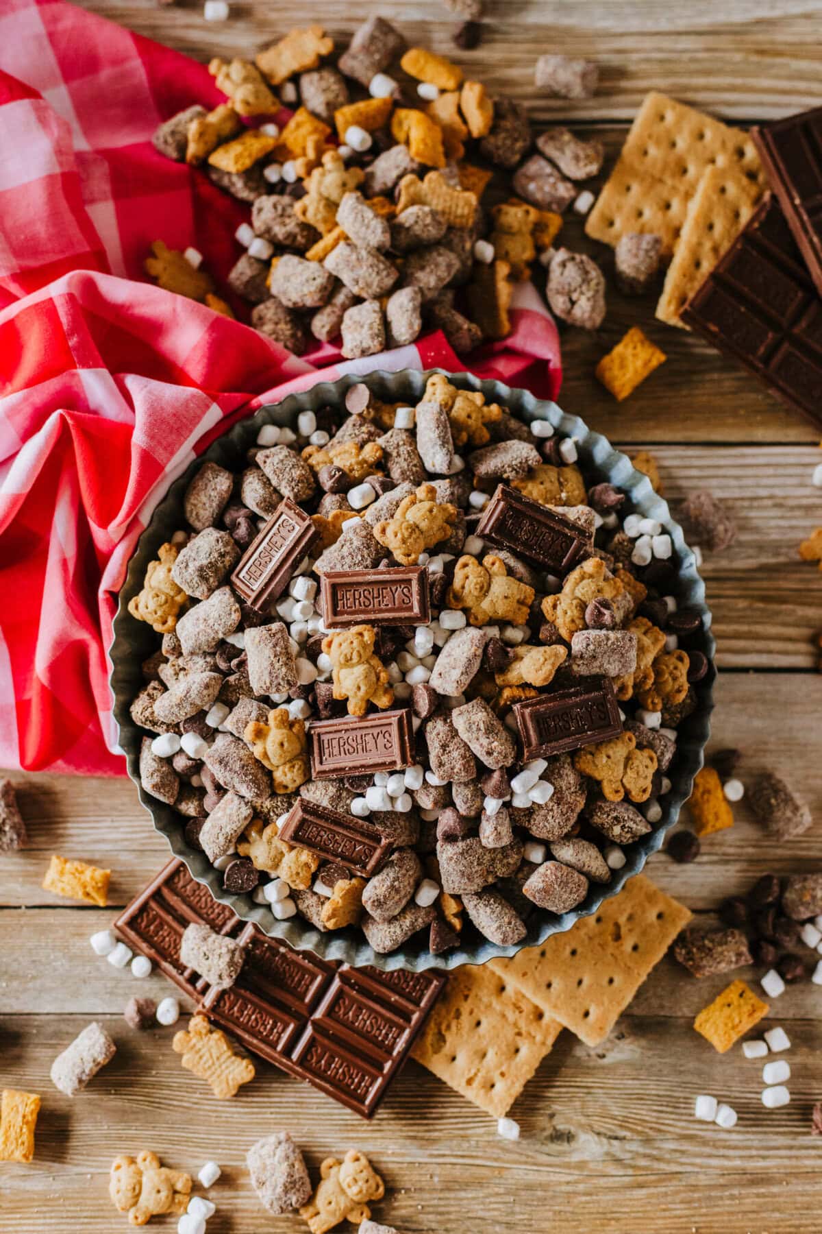 S'mores Muddy Buddies - The Cookin Chicks