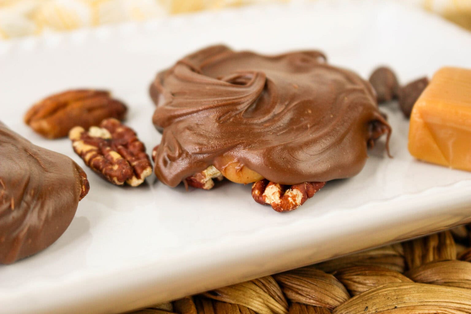 Pecan Caramel Clusters - The Cookin Chicks
