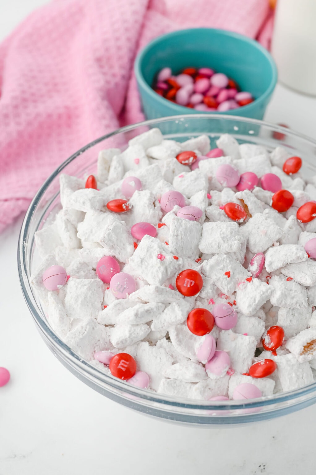 Valentine Puppy Chow - The Cookin Chicks