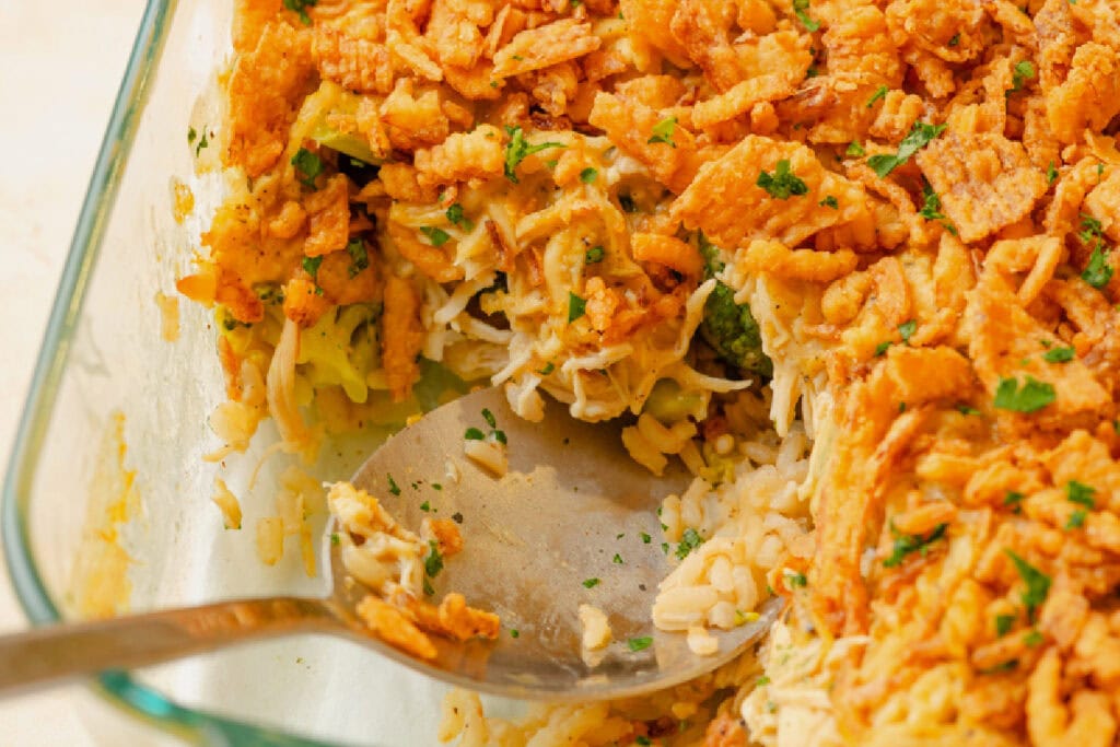 Easy Chicken Broccoli Casserole with Rice - The Cookin Chicks